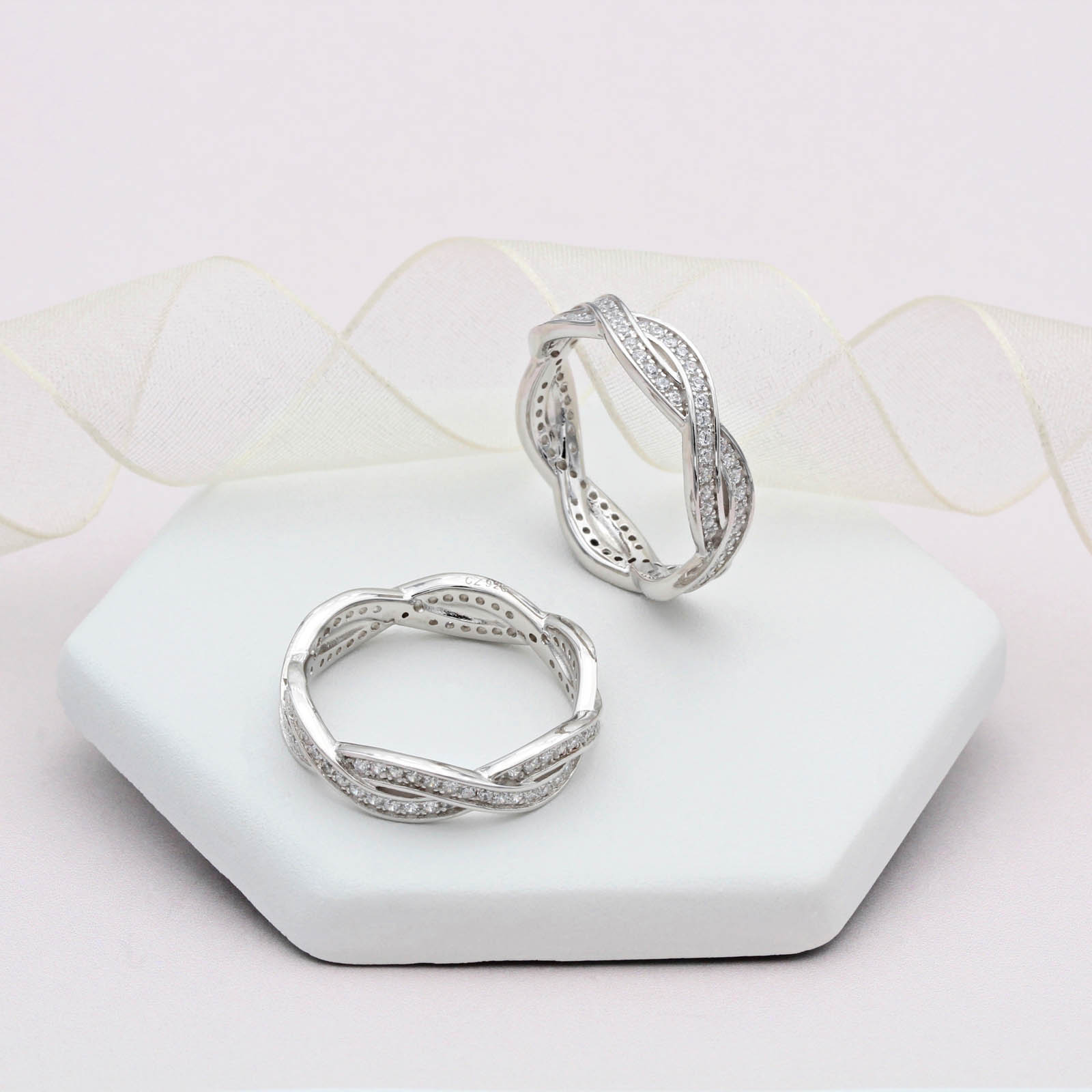 Sterling Silver Entwined Sparkling Ring | A Touch of Silver